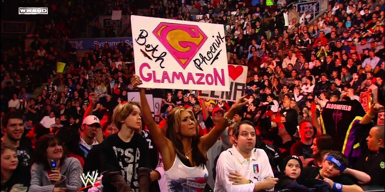 10 Wrestlers Who Made Their Debut As "Fans" In The Crowd