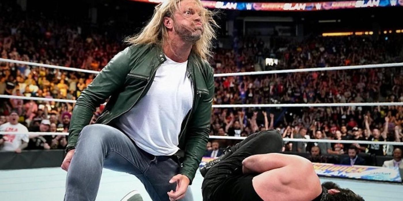 10 Wrestlers Who Changed Their Finisher & Shot Straight To The Top
