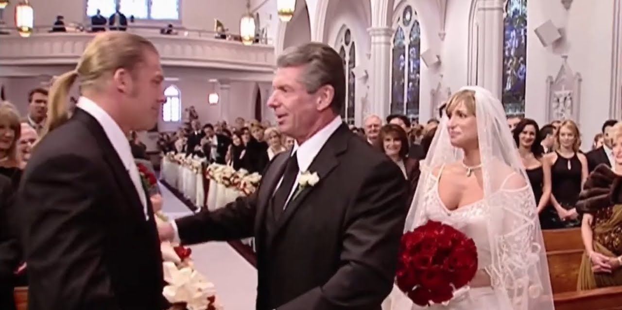 10 Backstage Stories About Stephanie McMahon We Can't Believe