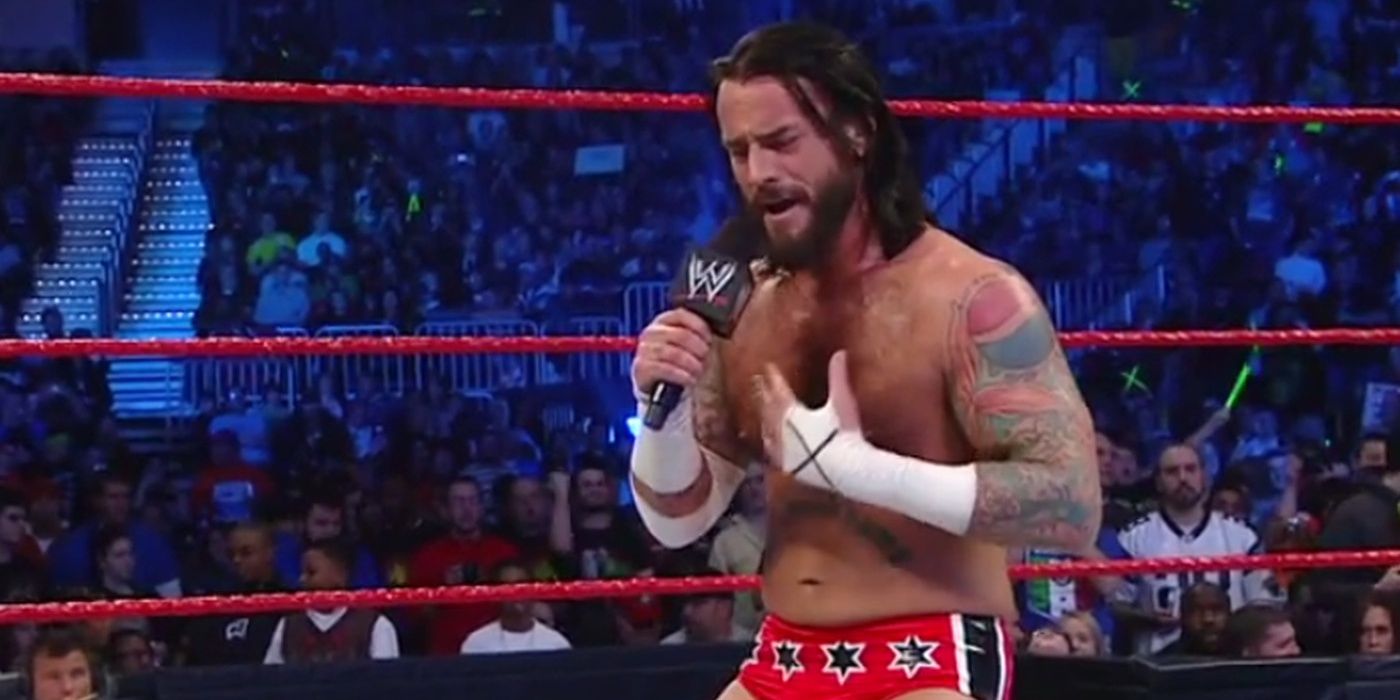 8 Rare Things That Only Happened Once In A Royal Rumble