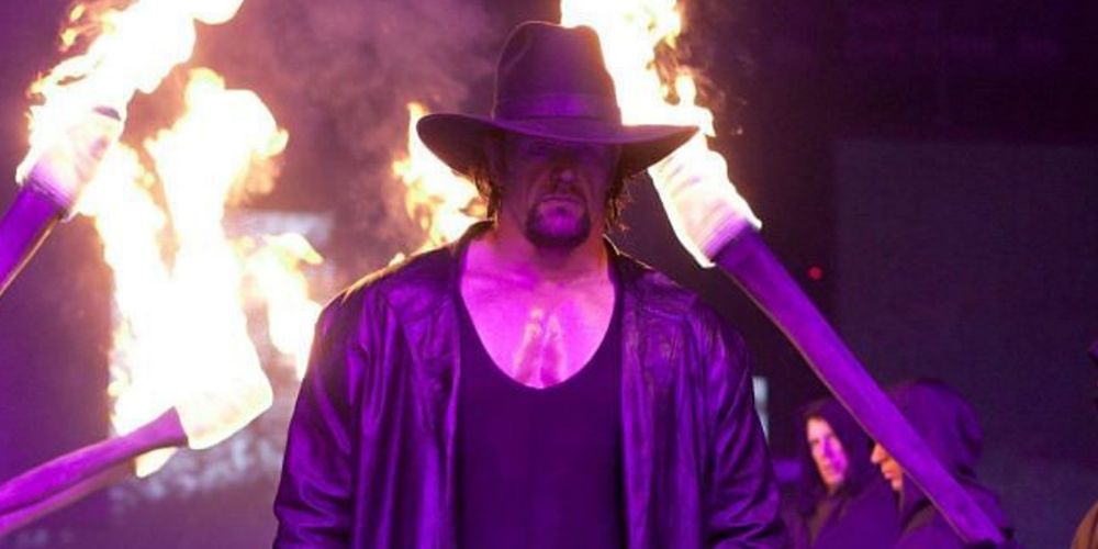 Why WWE Was The Best Company Of The '90s (& Why WCW Was)