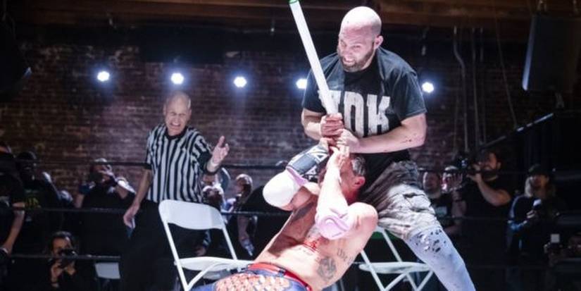 10 Different Types Of Pro Wrestling (& What Makes Them Special)