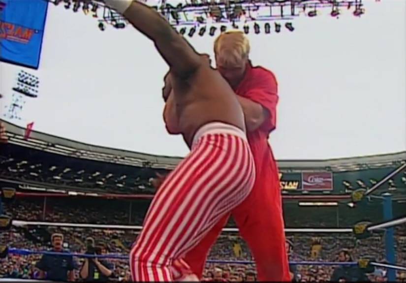 10 Wrestlers You Forgot Won Matches At SummerSlam