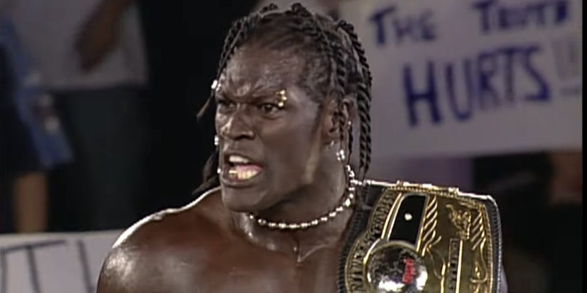 10 Things WWE Fans Should Know About R-Truth