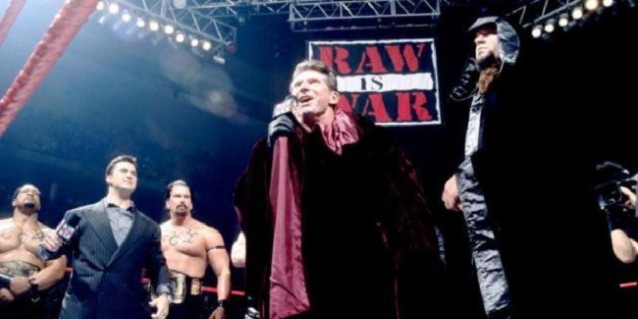 Fake Razor Ramon & 9 Other Times WWE Treated Their Fans Like Idiots