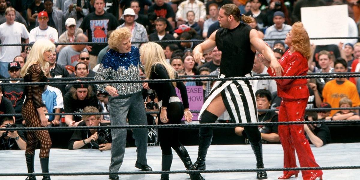 10 Wrestlers We Can't Believe Got A Singles Match At WrestleMania