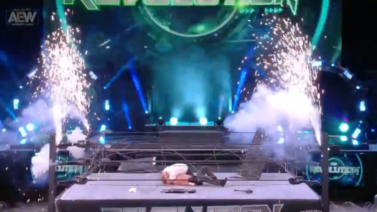 How Dean Ambrose & Jon Moxley Are The Same (& How They're Different)