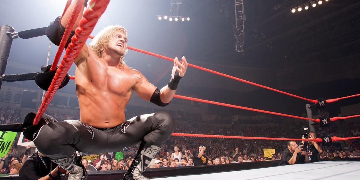 10 Best Entrance Theme Songs From The WWE Ruthless Aggression Era