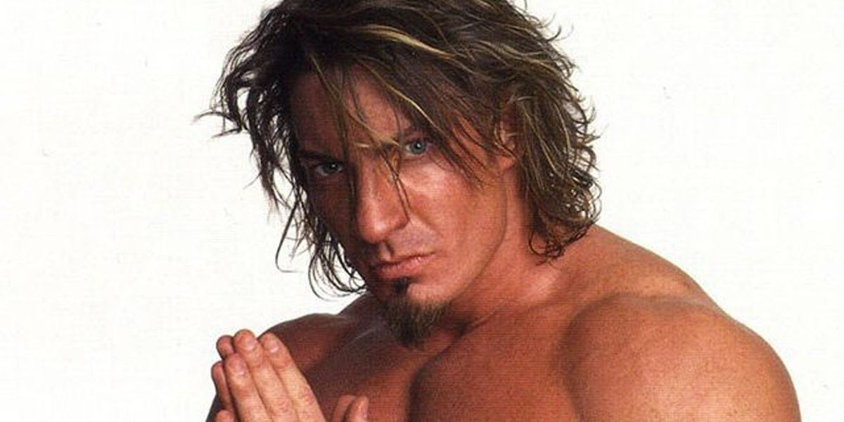 10 WWE Wrestlers Who Were Gone Before They Realized Their Potential
