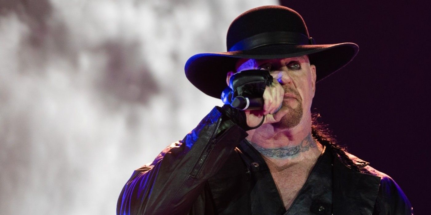 The Undertaker Appears At Pitbull Concert In Saudi Arabia Ahead Of ...