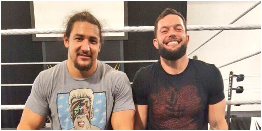 5 WWE Wrestlers Finn Balor Loves (& 5 AEW Wrestlers)