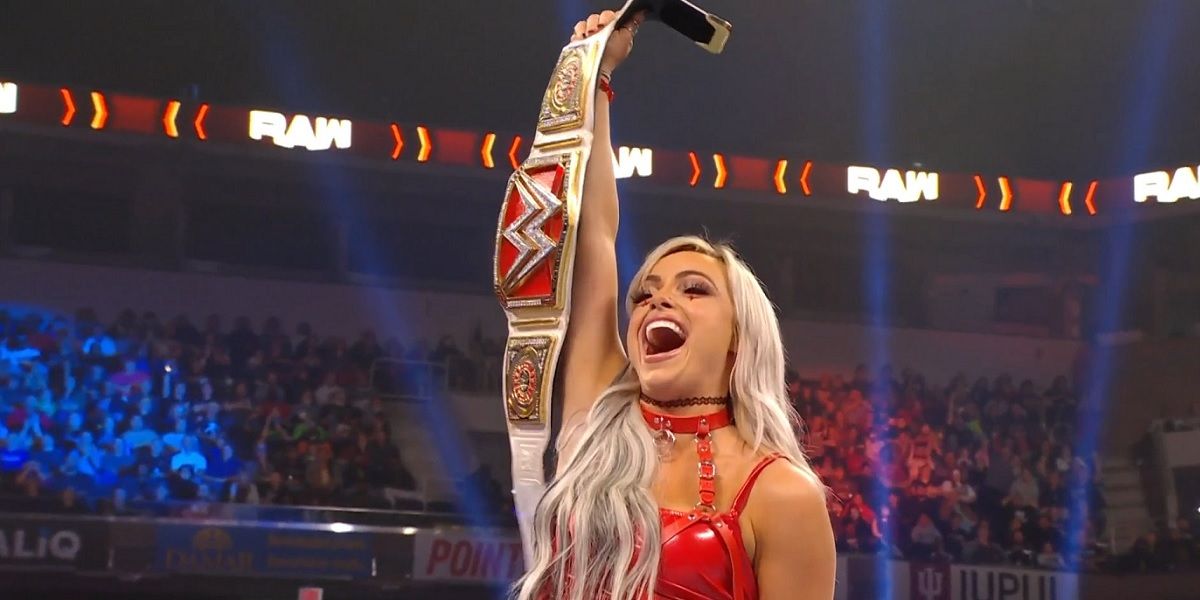 Liv Morgan Should Beat Becky Lynch For The WWE Raw Women's Championship