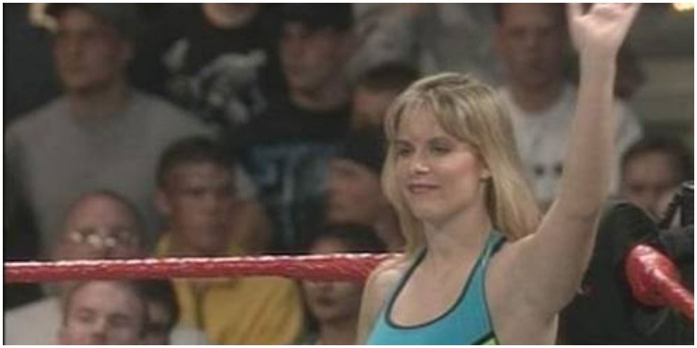 Throwback: 5 Rookie Pictures Of WWE Hall Of Famers (And 5 Of Current ...