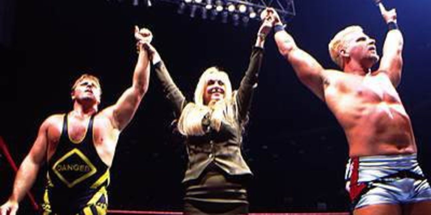 9 Wrestlers Who Are Friends Of Harts