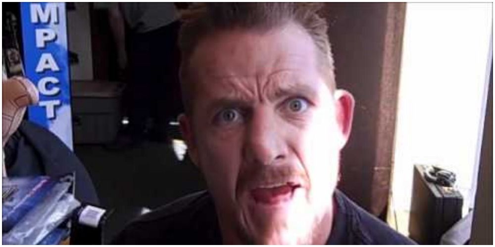 10 Pictures Of Forgotten WWE Stars From The 2000s Fans Wouldn't ...