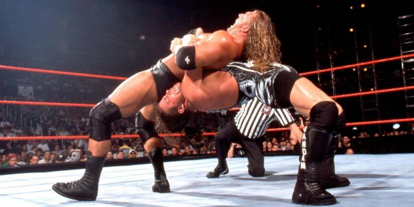 10 Important WWE Match Results From The 2000s That Divided Fans
