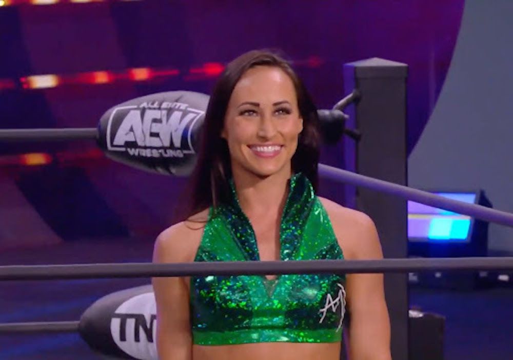 10 AEW Wrestlers Who Are Always Around But Aren't Officially Signed