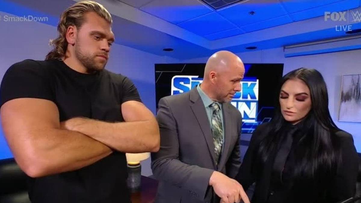 NXT Rookie Von Wagner Appears On SmackDown As Adam Pearce's Bodyguard