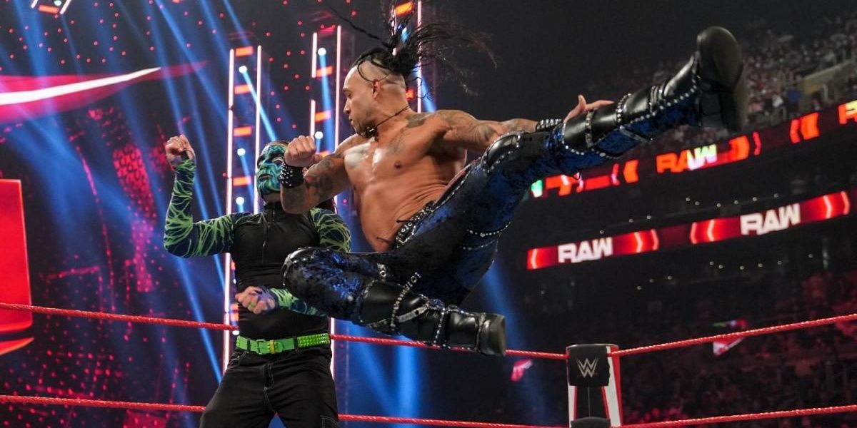 WWE Raw Has Gone Back To Basics, For The Better
