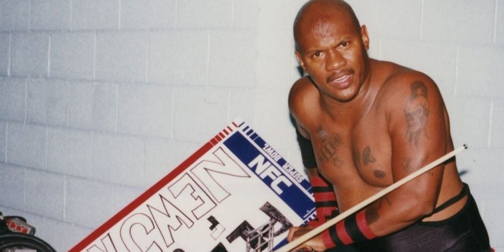 10 Controversial Wrestlers That Fans Have Forgotten About