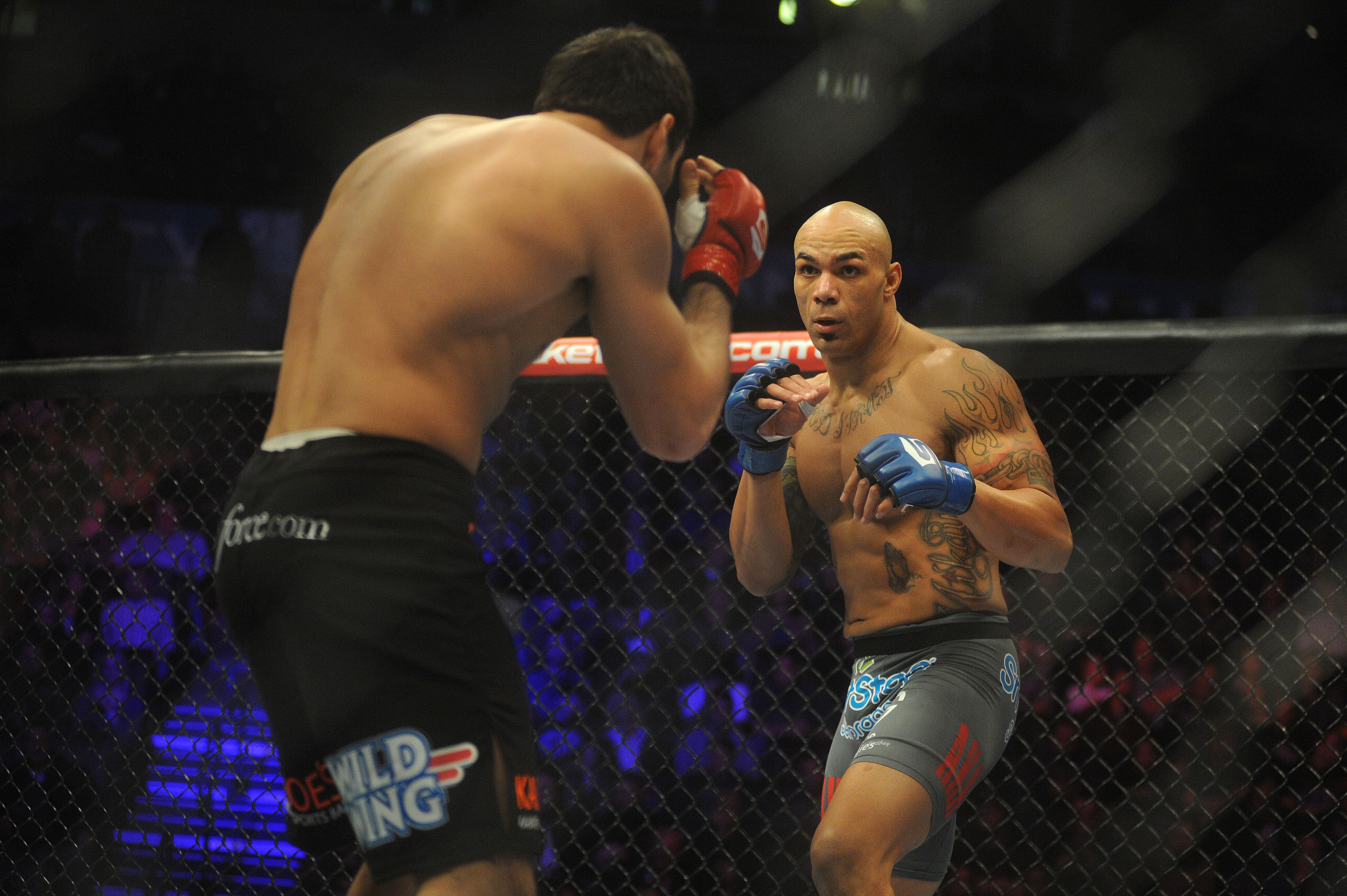 Rousimar Palhares Vs. Jake Shields (& 9 More Of The Dirtiest Fights In ...
