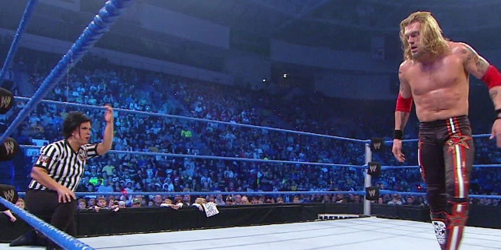 WWE Guest Referees' 10 Funniest Moments