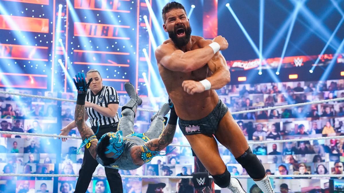 10 Early Predictions For WWE WrestleMania 38