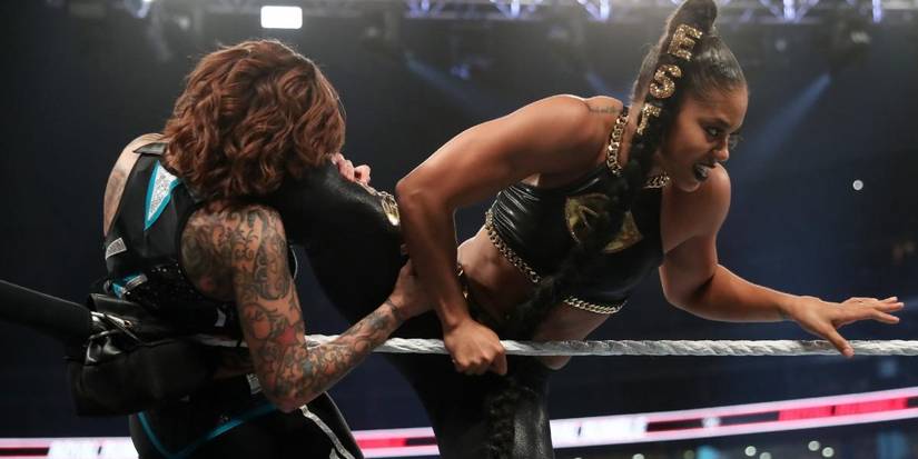 12 Wrestlers With The Most Eliminations In A Single Royal Rumble Match ...