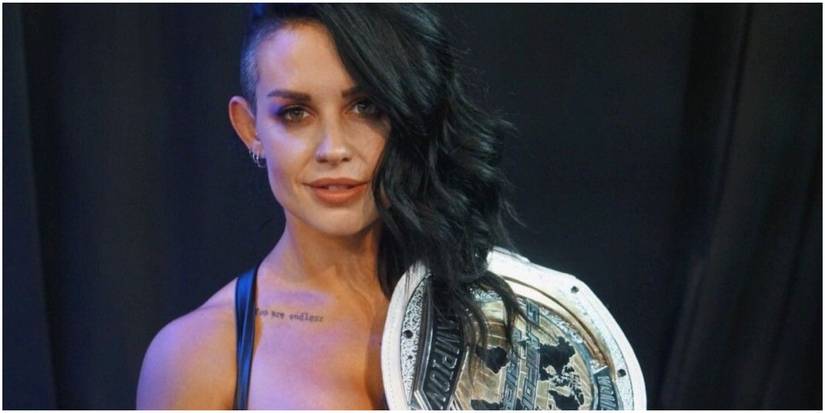 WWE Wrestler Kaitlyn: Age, Height, Relationship Status And Other Things ...