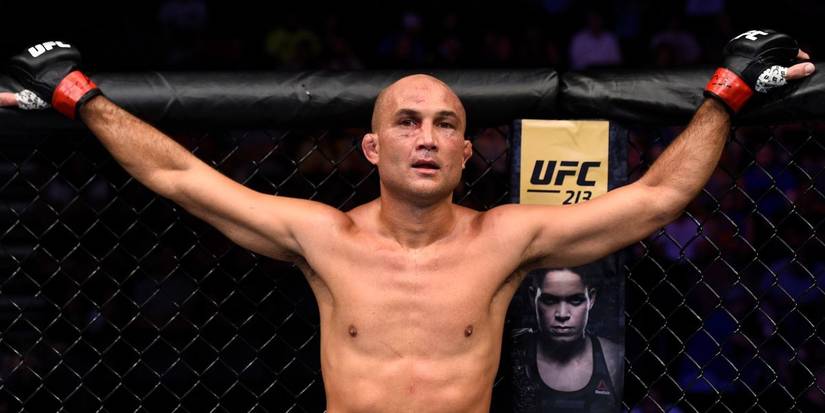 10 Best Lightweights In MMA History, Ranked By Skill