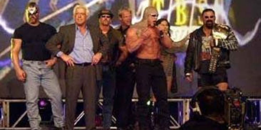 10 Pairs Of WCW Wrestlers You Forgot Were Part Of The Same Stable