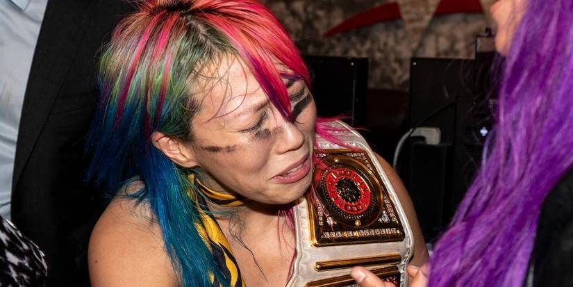10 WWE Pictures Of Asuka Like You've Never Seen Her