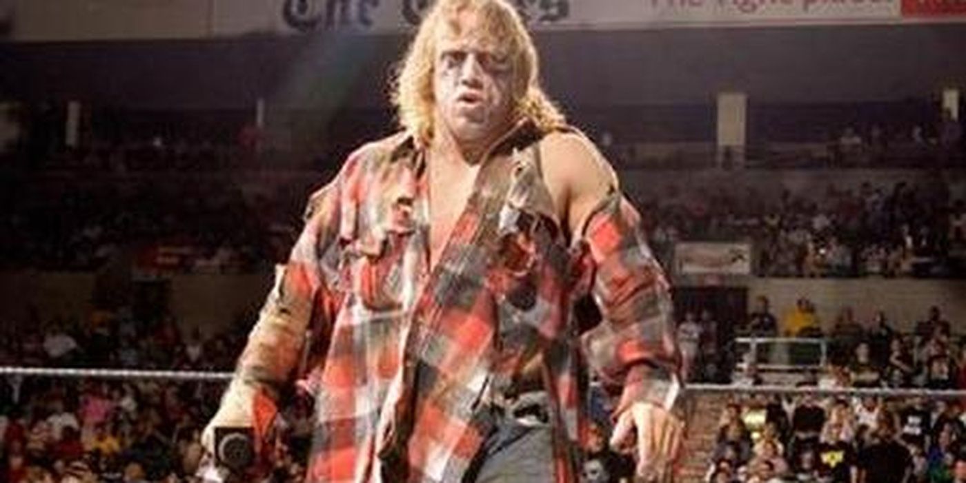 10 Weird Wrestlers WWE Quickly Pulled The Plug On