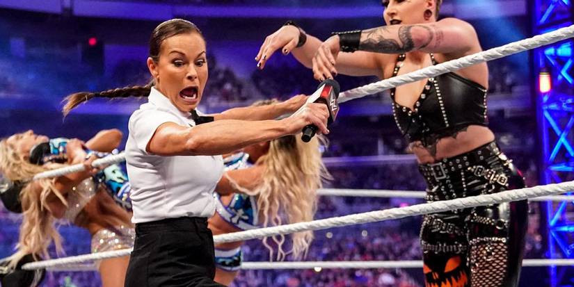 Why WWE Diva Ivory Left The Company In 2005, Explained