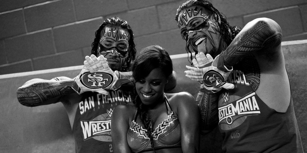 10 WWE Pictures Of Naomi Like You've Never Seen Her