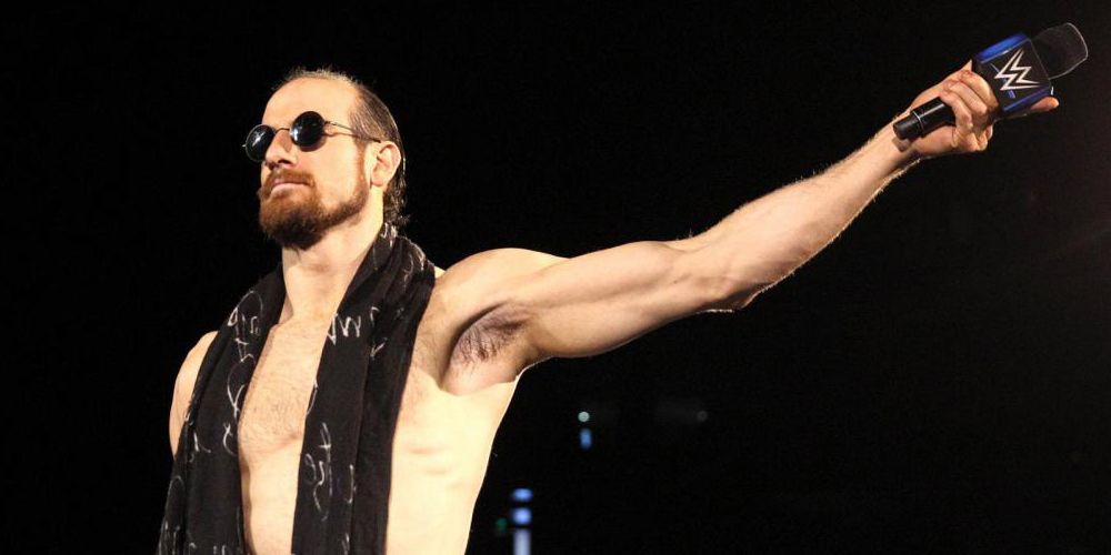 9 Modern WWE Managers Who Would've Been Perfect In The Golden Era