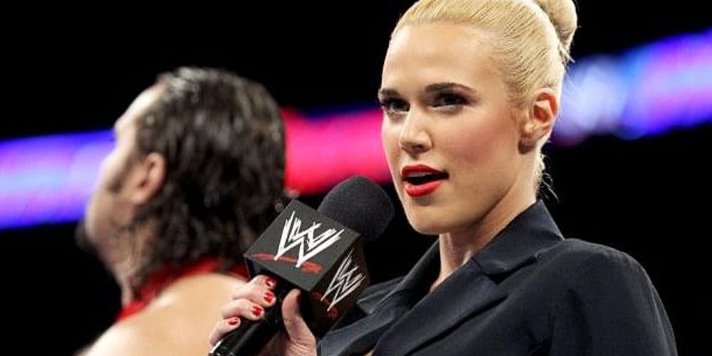 9 Modern WWE Managers Who Would've Been Perfect In The Golden Era