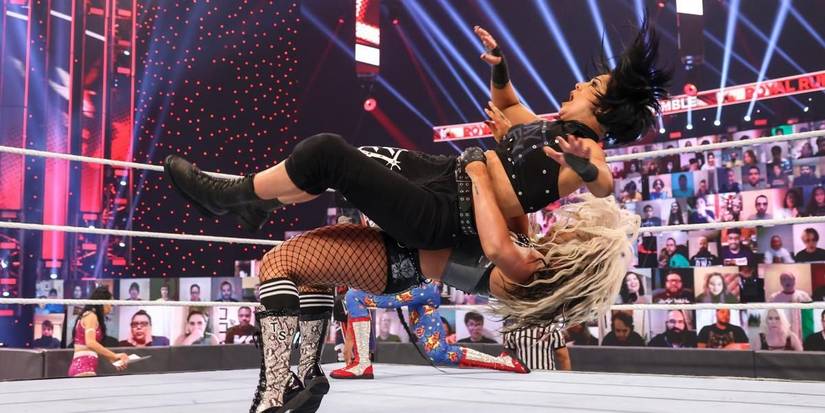 9 WWE Royal Rumble Eliminations That Were Botched