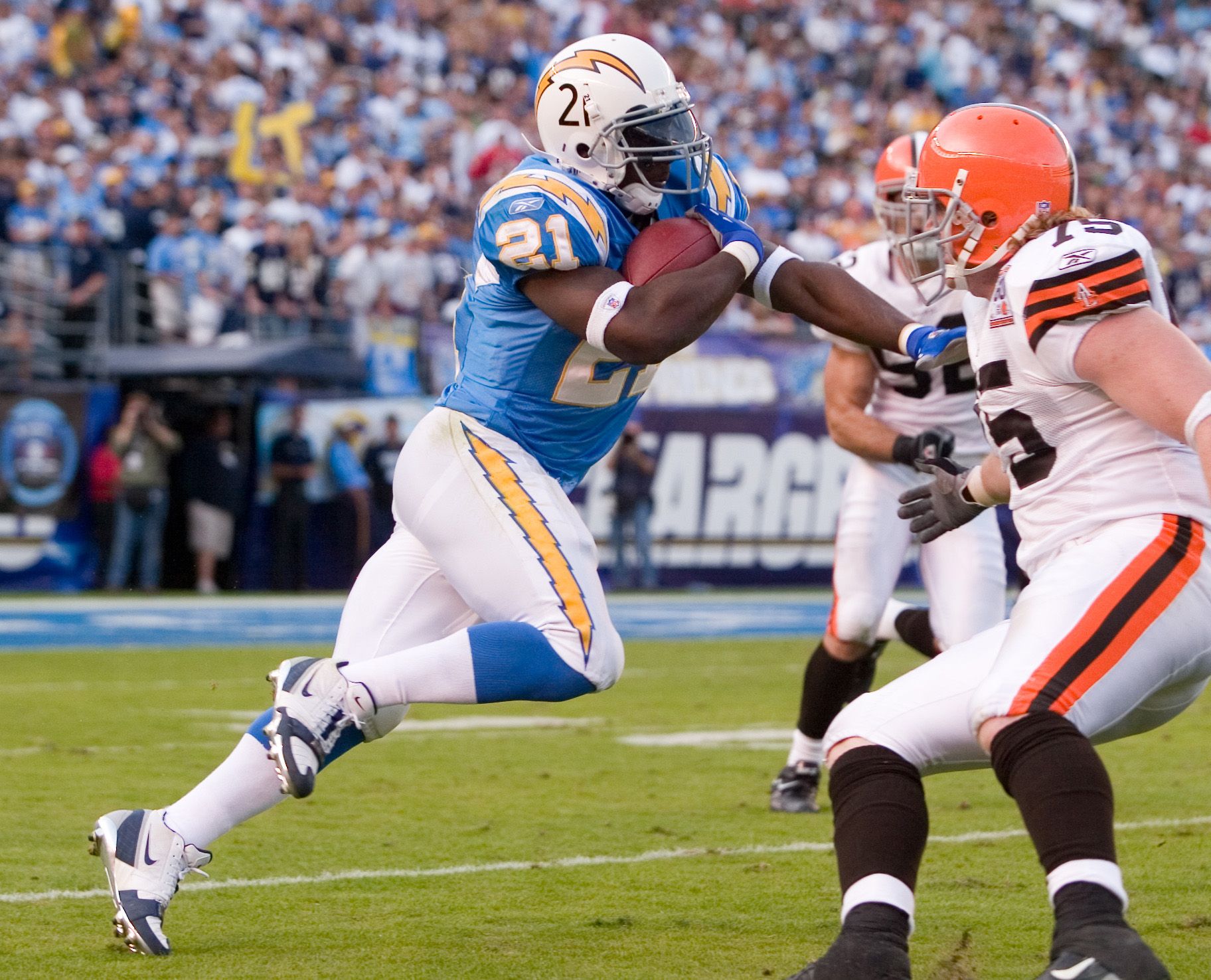 The Best Throwback Jerseys In The NFL