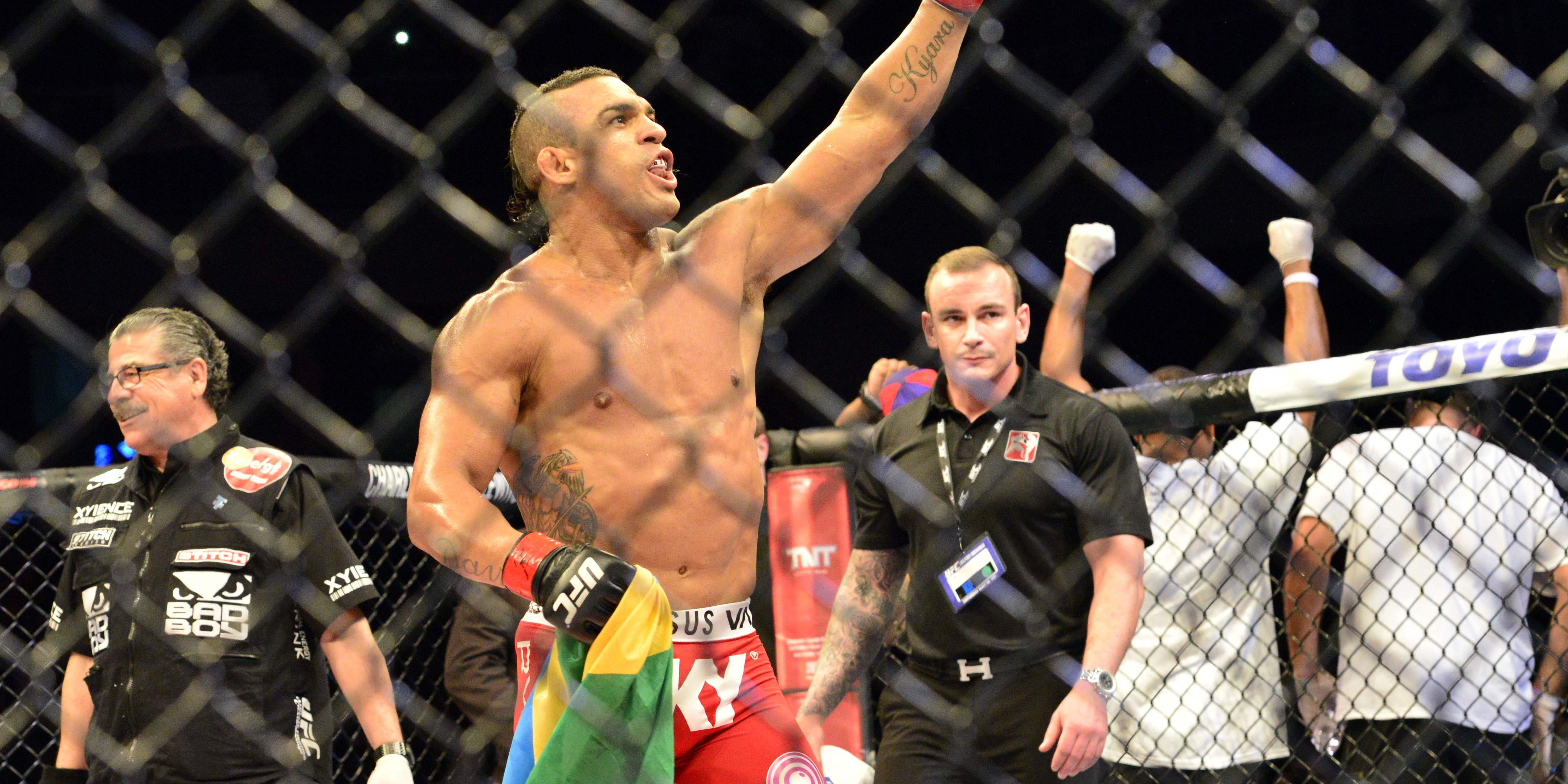 10 Most Aggressive MMA Fighters Of All Time, Ranked by Skill