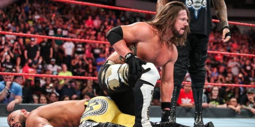 4 Ways Shawn Michaels & AJ Styles Are Similar (& 4 Ways They're Different)