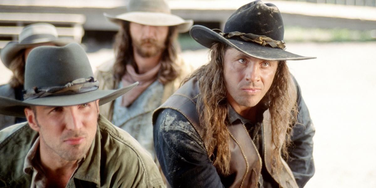10 Pictures Of Bret Hart Like You've Never Seen Him Before