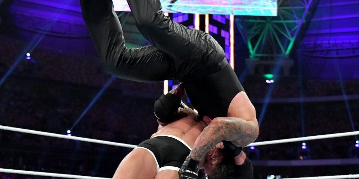 Jeff Hardy's Swanton Bomb & 9 More Legendary Moves That Didn't Look As ...