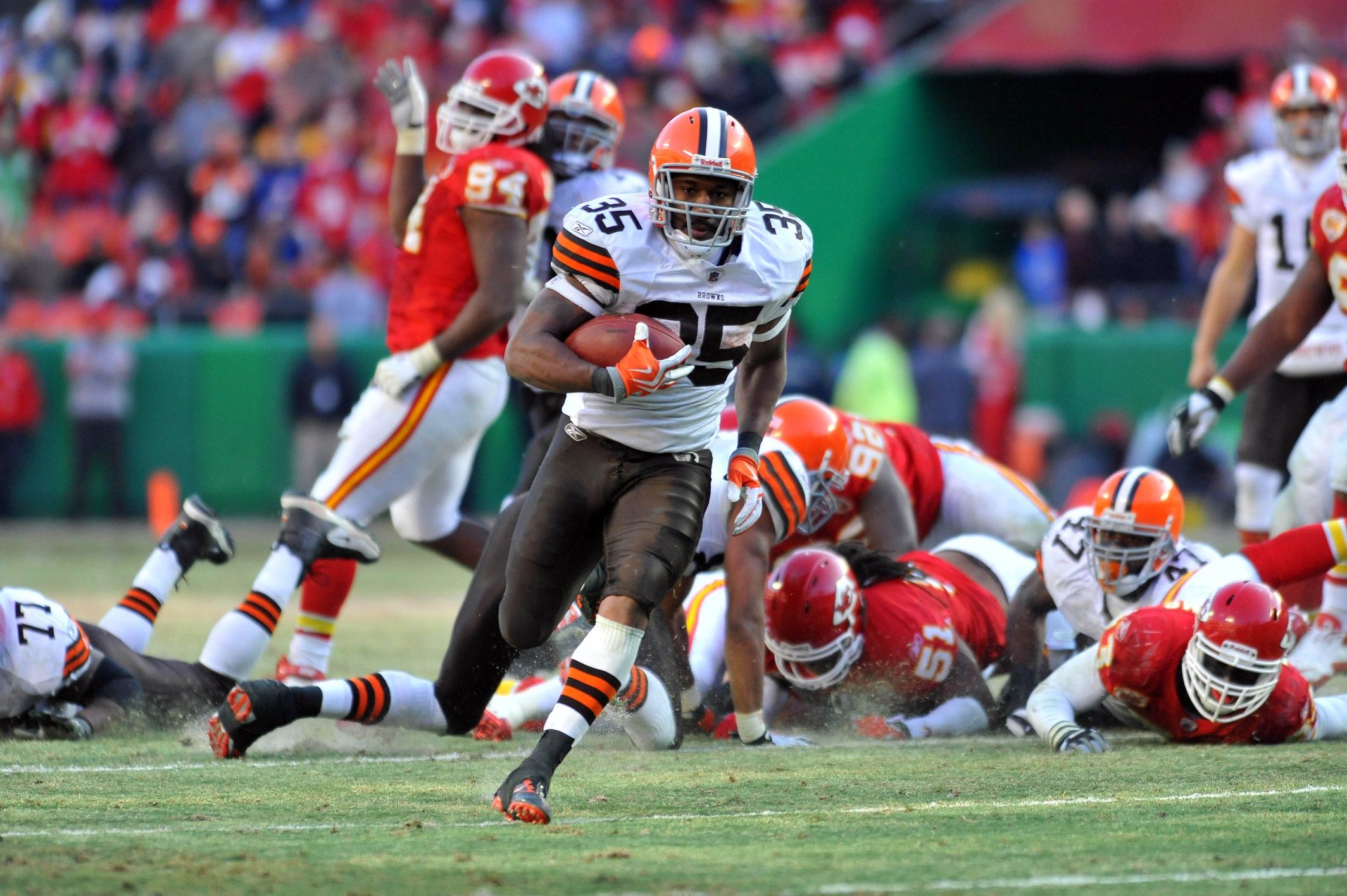 NFL Players With The Most Rushing Yards In A Single Game