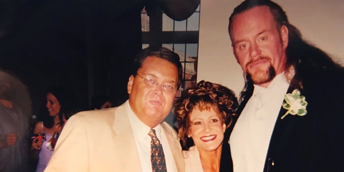 10 Pictures Of Jim Ross Like You've Never Seen Him Before