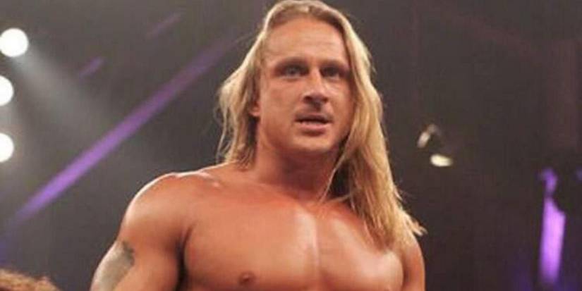 10 Things Fans Should Know About Pro Wrestler Kid Kash