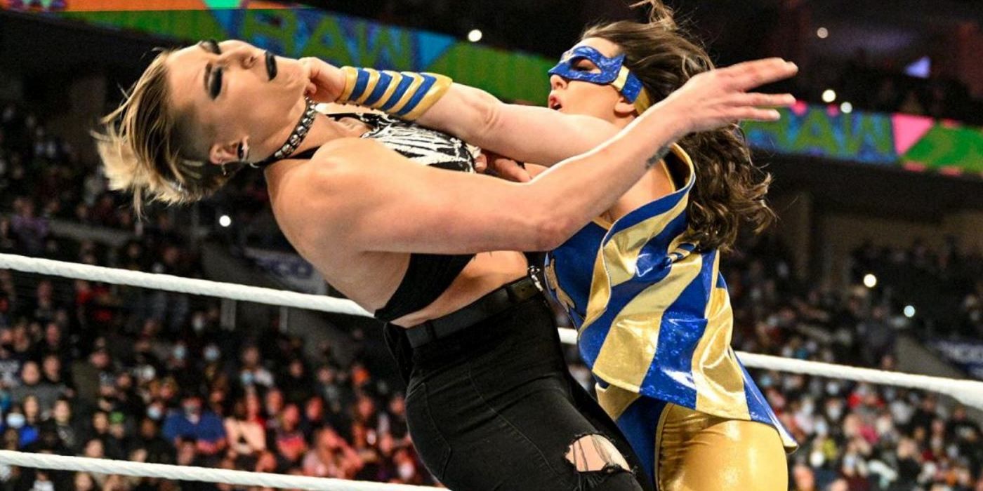 10 WWE Wrestlers Who Are Having A Bad 2022