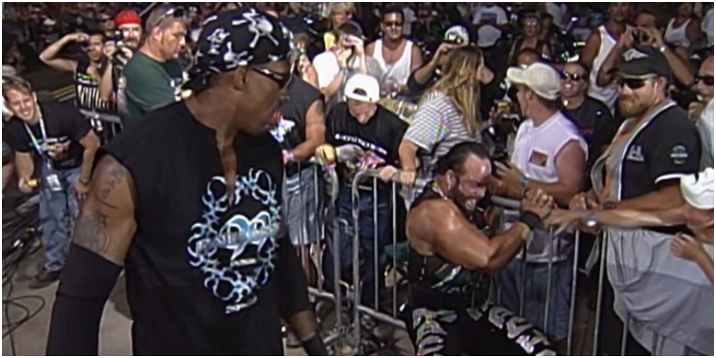 10 WCW Feuds That Made No Sense