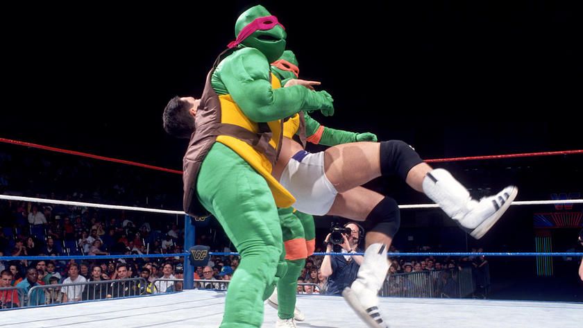 10 WWE Characters That Made No Sense