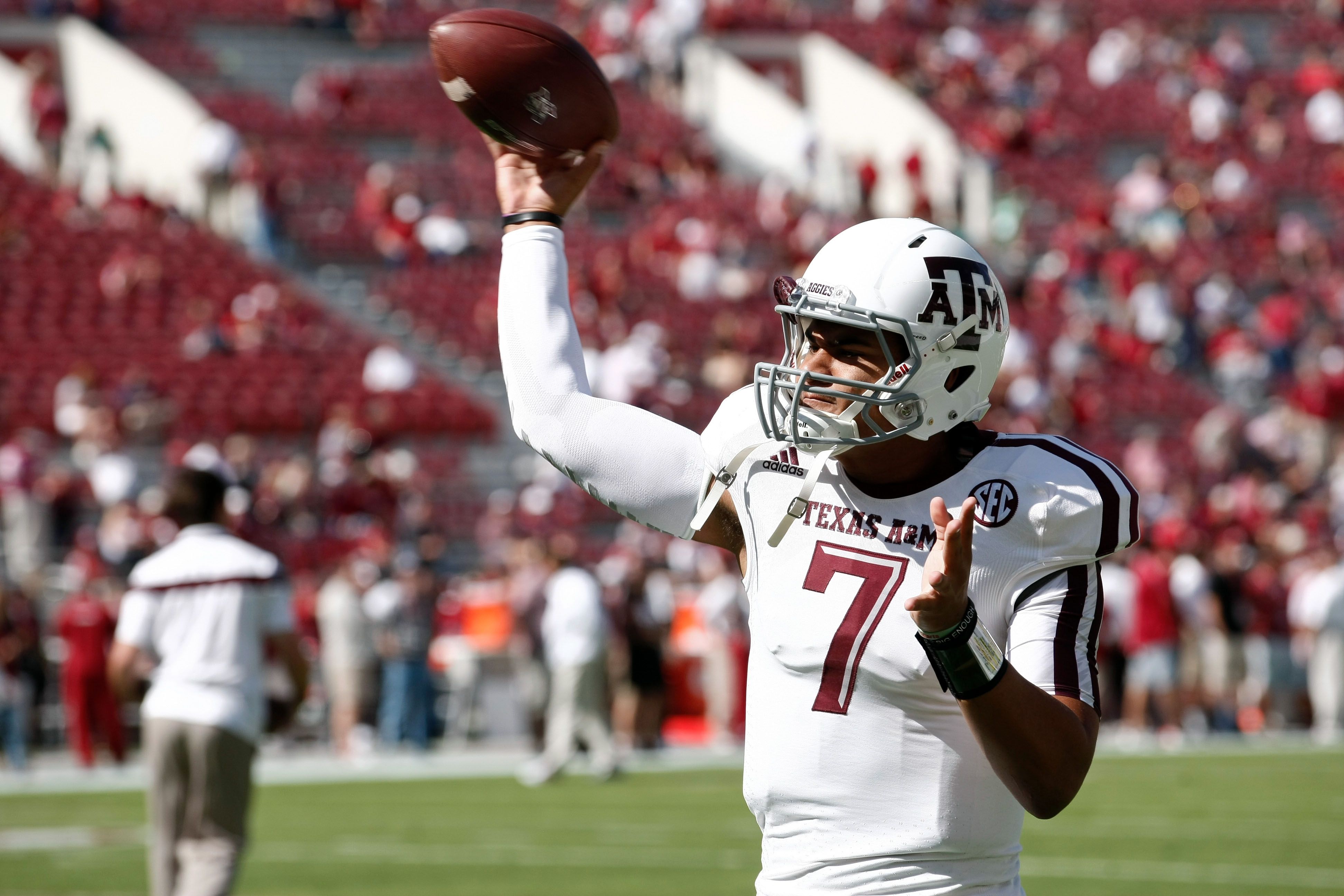 Great NCAA Players Who Were Cut From The NFL